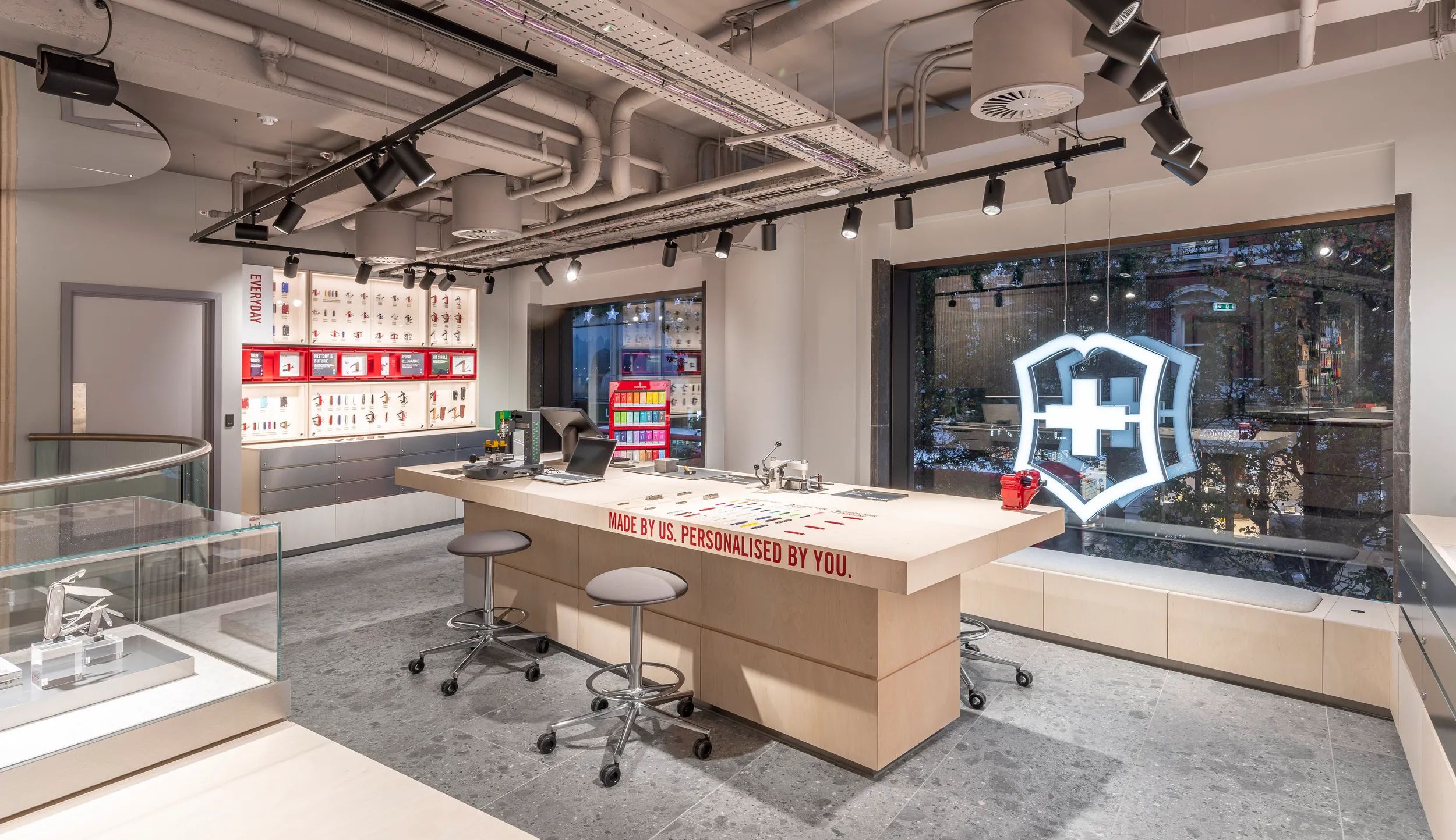 Victorinox Flagship Store London | Victorinox (USA)