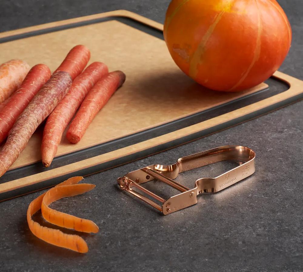 Celebrate with the limited REX in rose gold | Victorinox (USA)